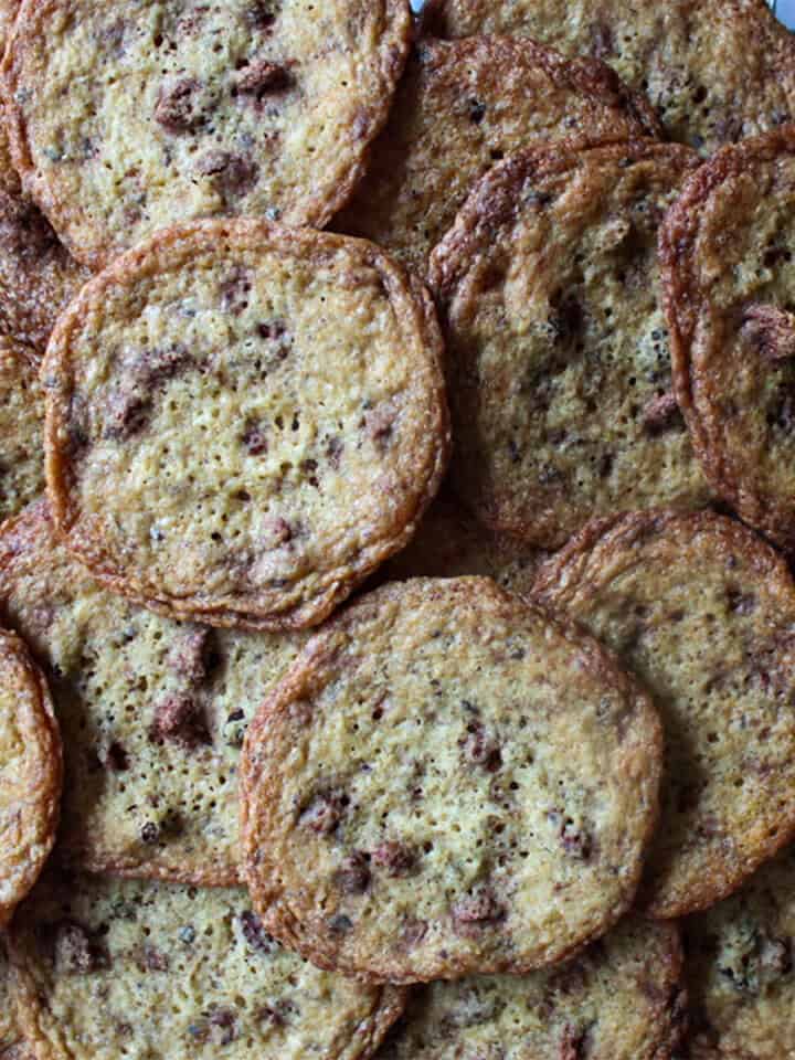 Thin and Crispy Chocolate Chip Cookies | Crisp and Crumble