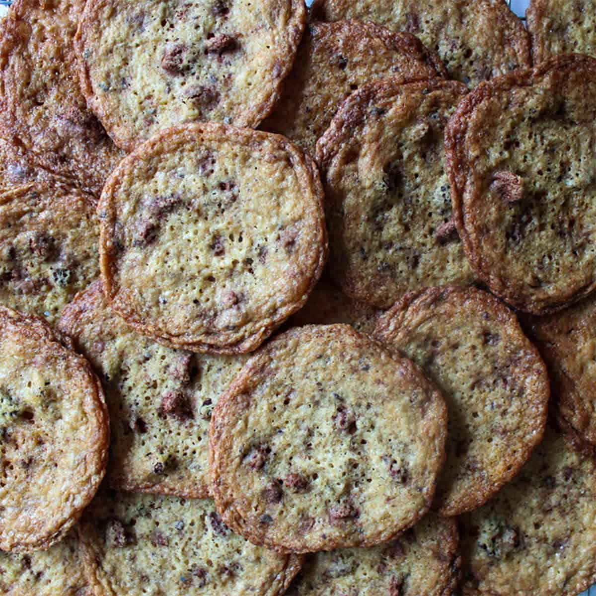 Thin and Crispy Chocolate Chip Cookies | Crisp and Crumble